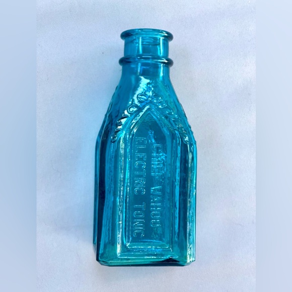 Accents | Turquoise Bottle Chief Wahoo Electric Tonic Celebrated Remedy ...